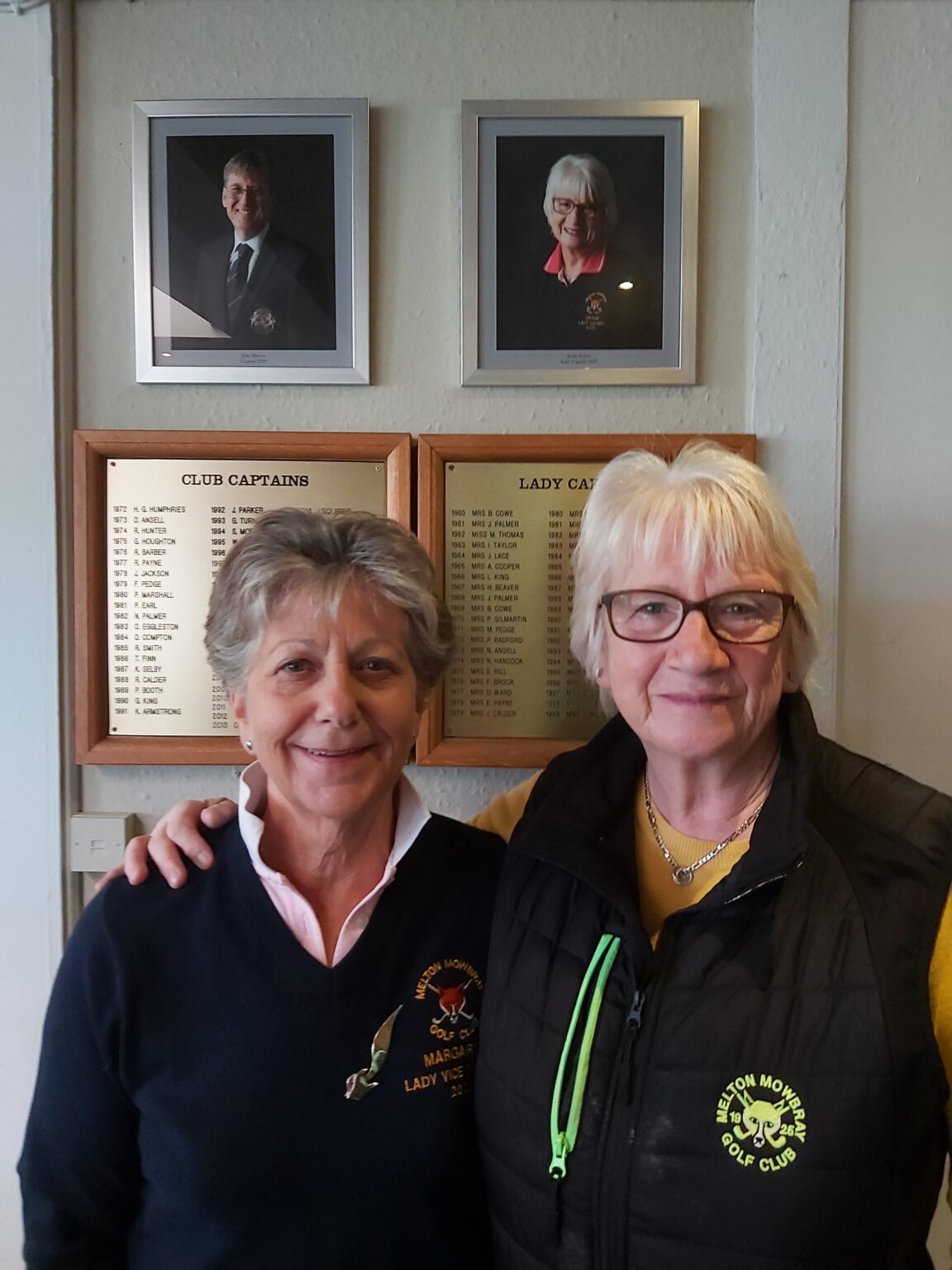 Lady Vice Captain receives her badge – Melton Mowbray Golf Club